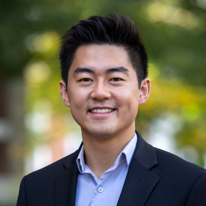 Michael Chen - 2023 Top Ten Seniors in Innovation - Harvard Technology Review
